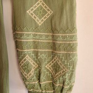 mollo rello | Tops | Mollo Rello Embroidered Sage Green Blouse Size S ...